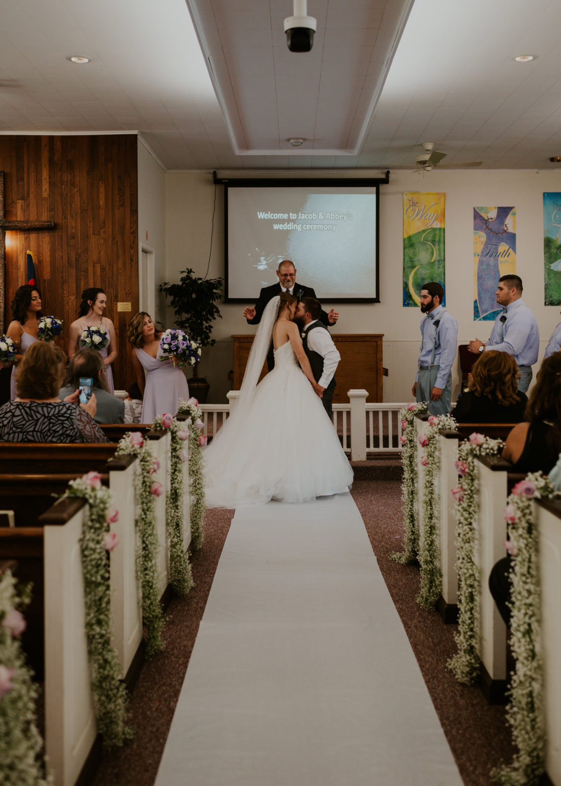 Avon Inn Wedding - emilywatkinsphoto.com