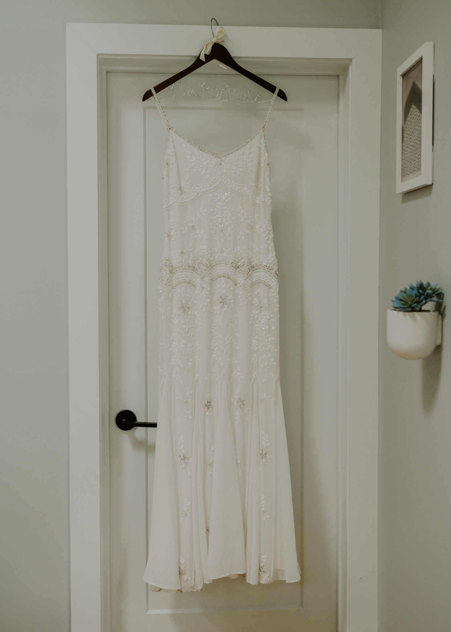 Finger Lakes Barn Wedding - emilywatkinsphoto.com