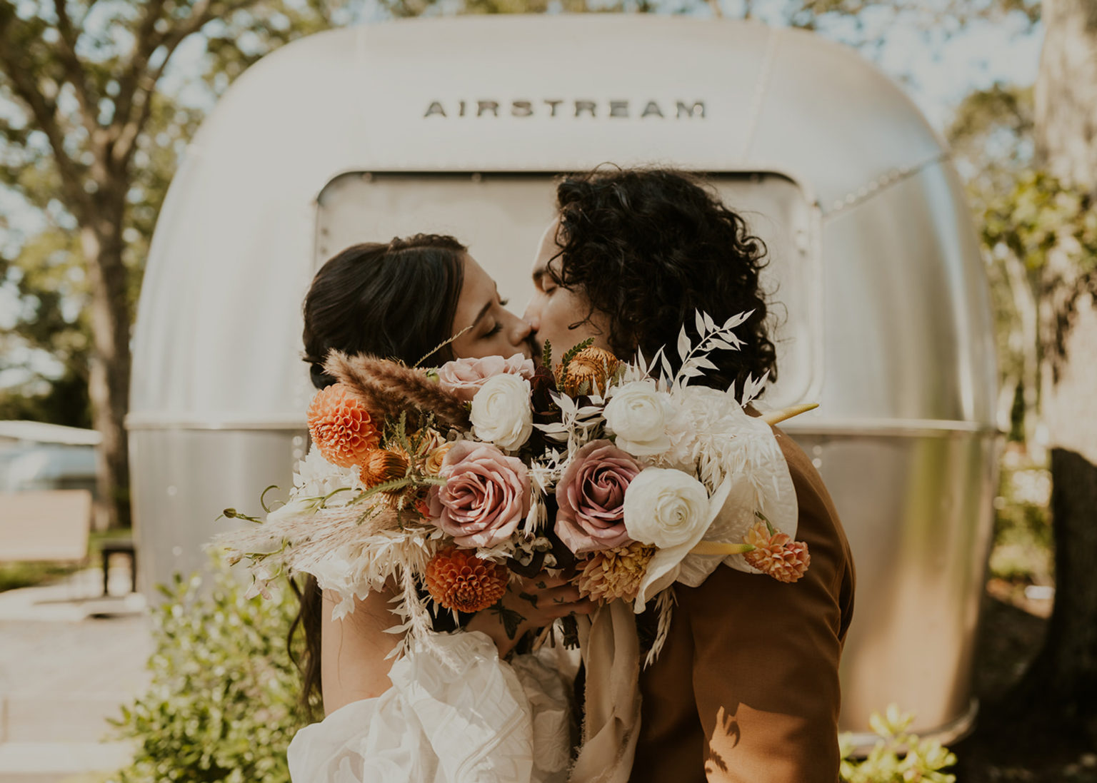 Tips for Planning a Destination Wedding - emilywatkinsphoto.com